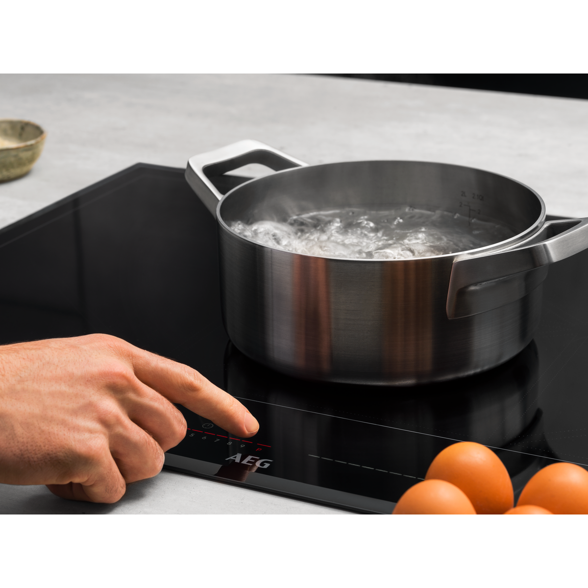 3000 Induction Kogeplade 60 cm Induktionskogeplade | AEG